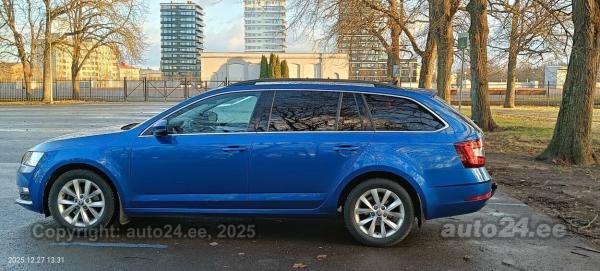 Blue Skoda Octavia 2017 in Tallinn, with an engine capacity of 1.40 L and mileage of 107 thousand km for 13500 €, photo 4 on AUTOMOTO.COM.LV