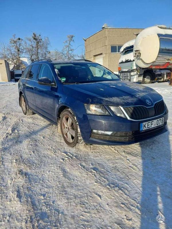 Zils Skoda Octavia 2017 Kauņa, ar dzinēja tilpumu 1.97 L un nobraukumu 629 tūkst. km par 6655 €, foto 2 vietnē AUTOMOTO.COM.LV