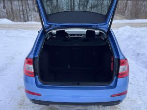 Blue Skoda Octavia 2017 in Kaunas, with an engine capacity of 1.00 L and mileage of 232 thousand km for 6950 €, photo 9 on AUTOMOTO.COM.LV