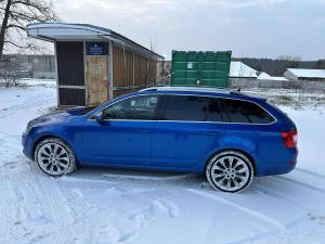 Blue Skoda Octavia 2017 in Vilnius, with an engine capacity of 1.97 L and mileage of 280 thousand km for 8700 €, photo  on AUTOMOTO.COM.LV
