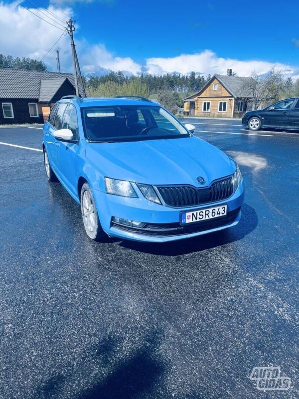 Blue Skoda Octavia 2017 in Vilnius, with an engine capacity of 2.00 L and mileage of 463 thousand km for 6500 €, photo 1 on AUTOMOTO.COM.LV