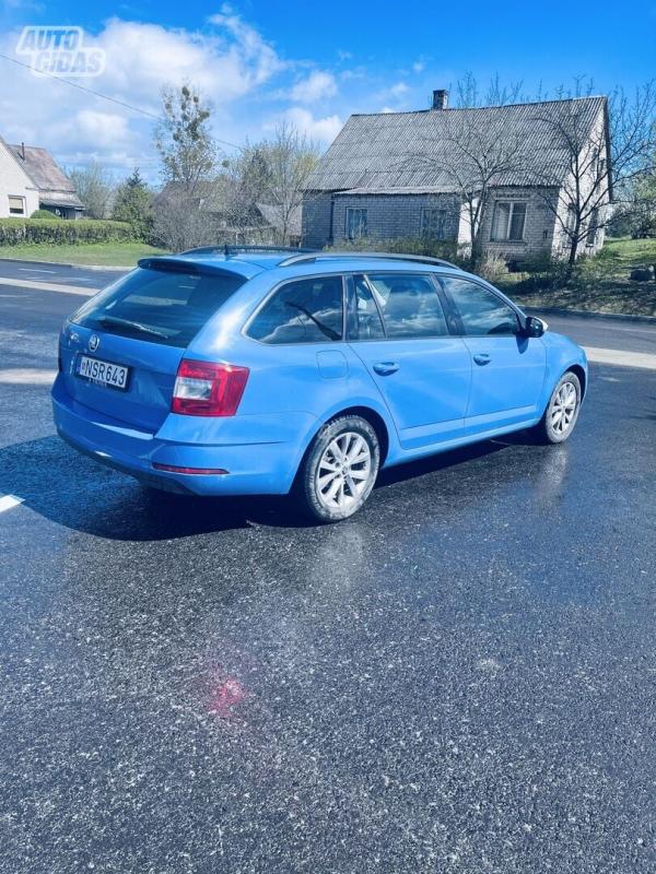 Blue Skoda Octavia 2017 in Vilnius, with an engine capacity of 2.00 L and mileage of 463 thousand km for 6500 €, photo 4 on AUTOMOTO.COM.LV