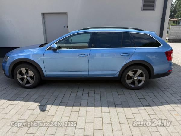 Zils Skoda Octavia 2017 Tallina, ar dzinēja tilpumu 1.80 L un nobraukumu 150 tūkst. km par 11200 €, foto 10 vietnē AUTOMOTO.COM.LV