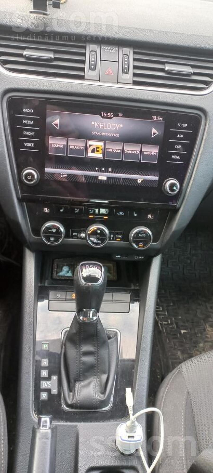 Zils Skoda Octavia 2017 Rīga, ar dzinēja tilpumu 1.60 L un nobraukumu 177 tūkst. km par 9500 €, foto 7 vietnē AUTOMOTO.COM.LV
