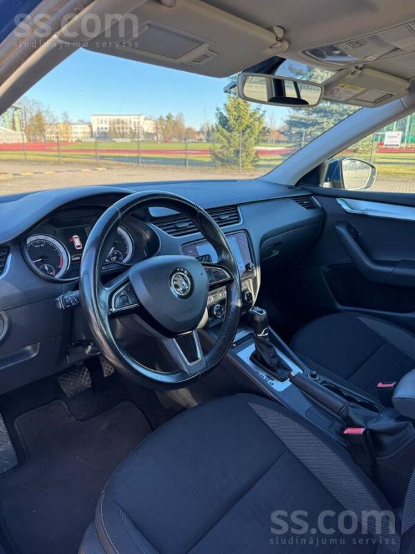Blue Skoda Octavia 2017 in Jelgava, with an engine capacity of 1.60 L and mileage of 233 thousand km for 7350 €, photo 7 on AUTOMOTO.COM.LV