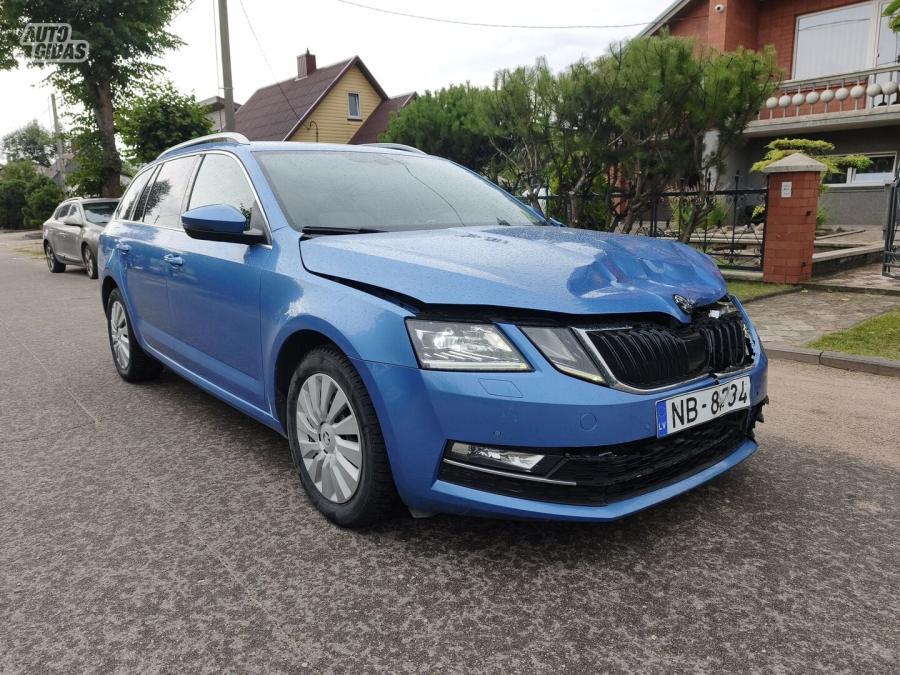 Zils Skoda Octavia 2017 Šauļi, ar dzinēja tilpumu 1.60 L un nobraukumu 269 tūkst. km par 3700 €, foto 1 vietnē AUTOMOTO.COM.LV