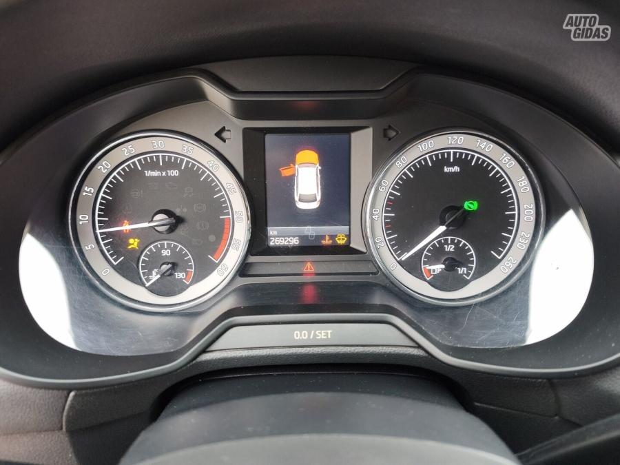 Zils Skoda Octavia 2017 Šauļi, ar dzinēja tilpumu 1.60 L un nobraukumu 269 tūkst. km par 3700 €, foto 12 vietnē AUTOMOTO.COM.LV