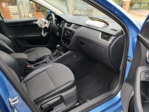 Zils Skoda Octavia 2017 Šauļi, ar dzinēja tilpumu 1.60 L un nobraukumu 269 tūkst. km par 3400 €, foto 23 vietnē AUTOMOTO.COM.LV