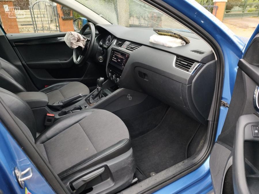 Zils Skoda Octavia 2017 Šauļi, ar dzinēja tilpumu 1.60 L un nobraukumu 269 tūkst. km par 3400 €, foto 23 vietnē AUTOMOTO.COM.LV