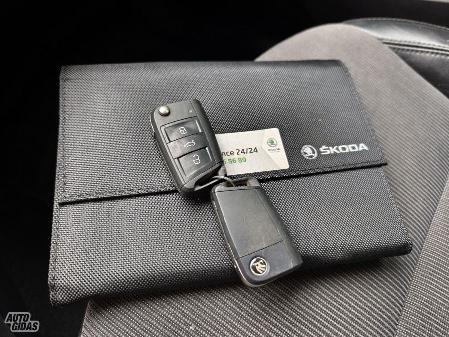 Zils Skoda Octavia 2017 Šauļi, ar dzinēja tilpumu 1.60 L un nobraukumu 269 tūkst. km par 3400 €, foto 30 vietnē AUTOMOTO.COM.LV