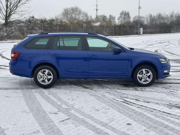 Blue Skoda Octavia 2018 in Marijampole, with an engine capacity of 1.60 L and mileage of 301 thousand km for 6700 €, photo 6 on AUTOMOTO.COM.LV