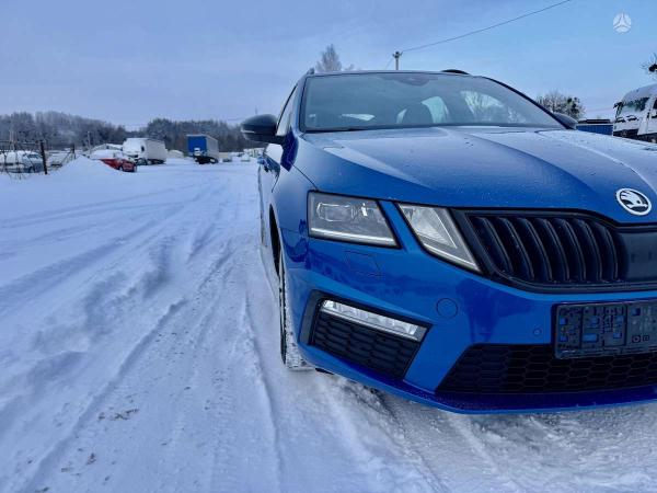 Blue Skoda Octavia 2018 in Birstonas, with an engine capacity of 1.97 L and mileage of 305 thousand km for 13900 €, photo 4 on AUTOMOTO.COM.LV