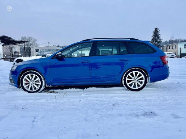Blue Skoda Octavia 2018 in Birstonas, with an engine capacity of 1.97 L and mileage of 305 thousand km for 13900 €, photo 6 on AUTOMOTO.COM.LV