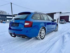 Blue Skoda Octavia 2018 in Birstonas, with an engine capacity of 1.97 L and mileage of 305 thousand km for 13900 €, photo 9 on AUTOMOTO.COM.LV