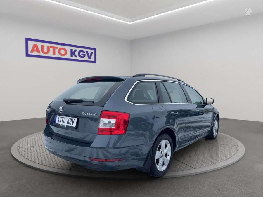 Zils Skoda Octavia 2018 Viļņa, ar dzinēja tilpumu 1.60 L un nobraukumu 134 tūkst. km par 12499 €, foto 4 vietnē AUTOMOTO.COM.LV