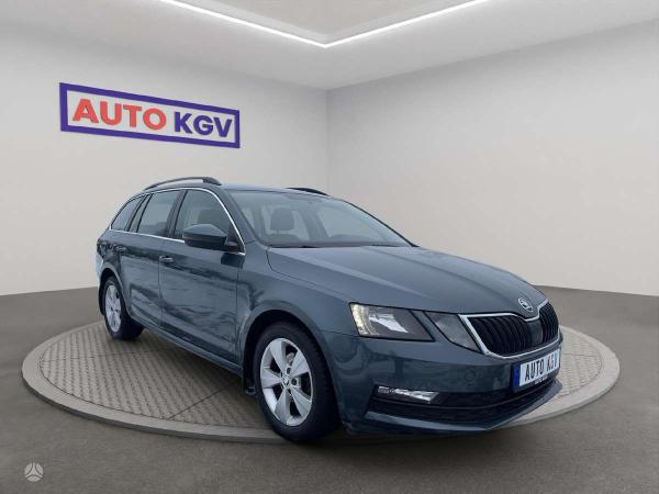 Blue Skoda Octavia 2018 in Vilnius, with an engine capacity of 1.60 L and mileage of 134 thousand km for 12499 €, photo 6 on AUTOMOTO.COM.LV