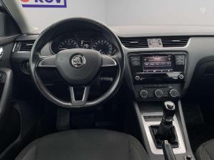 Zils Skoda Octavia 2018 Viļņa, ar dzinēja tilpumu 1.60 L un nobraukumu 134 tūkst. km par 12499 €, foto 12 vietnē AUTOMOTO.COM.LV