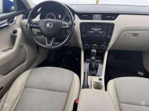 Blue Skoda Octavia 2018 in Marijampole, with an engine capacity of 1.60 L and mileage of 301 thousand km for 6700 €, photo 10 on AUTOMOTO.COM.LV