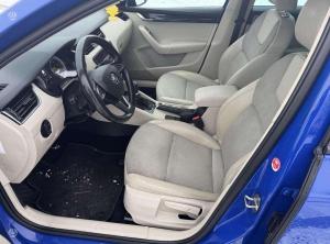 Blue Skoda Octavia 2018 in Marijampole, with an engine capacity of 1.60 L and mileage of 302 thousand km for 6600 €, photo 9 on AUTOMOTO.COM.LV
