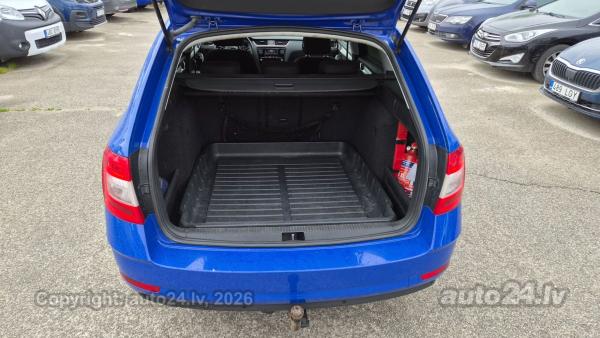 Blue Skoda Octavia 2018 in Tallinn, with an engine capacity of 1.60 L and mileage of 197 thousand km for 9800 €, photo 5 on AUTOMOTO.COM.LV