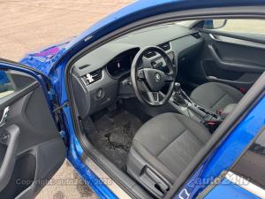Blue Skoda Octavia 2018 in Tallinn, with an engine capacity of 2.00 L and mileage of 135 thousand km for 12500 €, photo 7 on AUTOMOTO.COM.LV