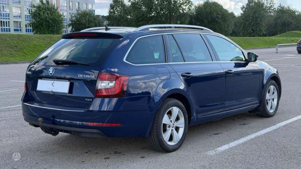 Blue Skoda Octavia 2018 in Siauliai, with an engine capacity of 1.97 L and mileage of 311 thousand km for 8050 €, photo 5 on AUTOMOTO.COM.LV