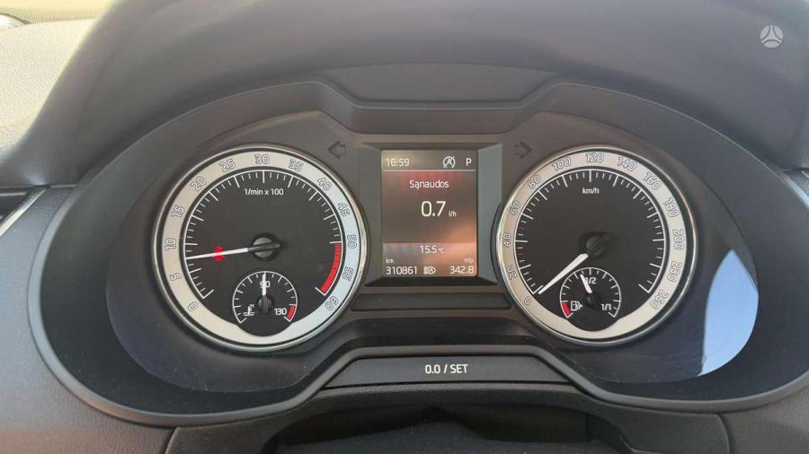Blue Skoda Octavia 2018 in Siauliai, with an engine capacity of 1.97 L and mileage of 311 thousand km for 8050 €, photo 16 on AUTOMOTO.COM.LV