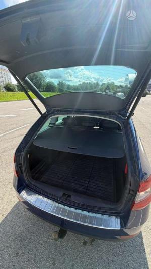Blue Skoda Octavia 2018 in Siauliai, with an engine capacity of 1.97 L and mileage of 311 thousand km for 8050 €, photo 18 on AUTOMOTO.COM.LV