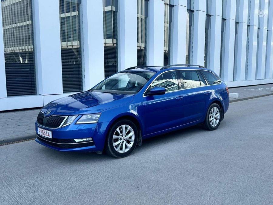 Zils Skoda Octavia 2018 Viļņa, ar dzinēja tilpumu 1.80 L un nobraukumu 240 tūkst. km par 7999 €, foto 1 vietnē AUTOMOTO.COM.LV