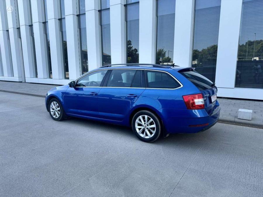 Zils Skoda Octavia 2018 Viļņa, ar dzinēja tilpumu 1.80 L un nobraukumu 240 tūkst. km par 7999 €, foto 7 vietnē AUTOMOTO.COM.LV