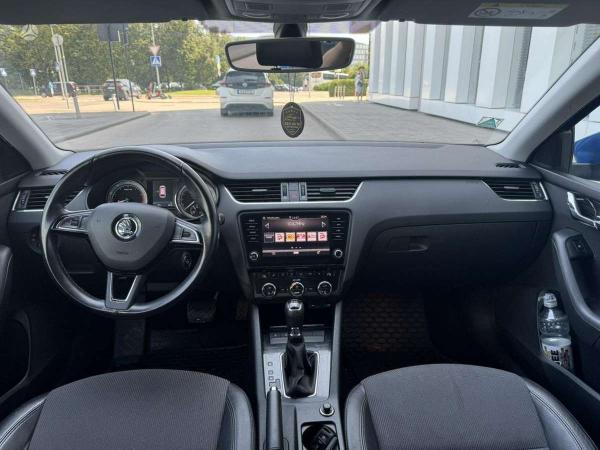 Blue Skoda Octavia 2018 in Vilnius, with an engine capacity of 1.80 L and mileage of 240 thousand km for 7999 €, photo 7 on AUTOMOTO.COM.LV
