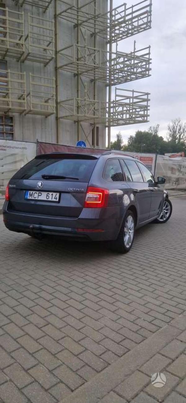 Blue Skoda Octavia 2018 in Vilnius, with an engine capacity of 1.40 L and mileage of 187 thousand km for 7400 €, photo 4 on AUTOMOTO.COM.LV