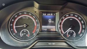 Синий Шкода Октавия 2018 в Вильнюс, объемом двигателя 1.97 л и пробегом 318 тыс. км за 11500 €, фото 10 на AUTOMOTO.COM.LV