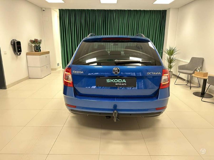 Zils Skoda Octavia 2019 Viļņa, ar dzinēja tilpumu 1.50 L un nobraukumu 101 tūkst. km par 13400 €, foto 3 vietnē AUTOMOTO.COM.LV
