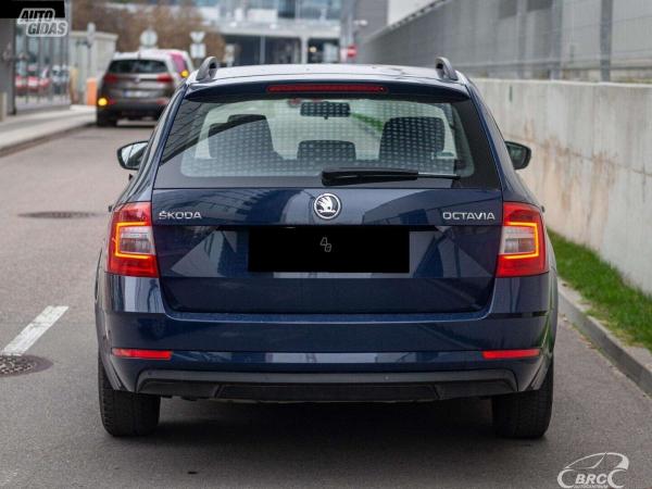 Blue Skoda Octavia 2019 in Avizieniai, with an engine capacity of 1.60 L and mileage of 178 thousand km for 9900 €, photo 2 on AUTOMOTO.COM.LV