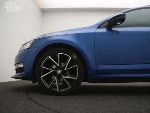 Blue Skoda Octavia 2019 in Vilnius, with an engine capacity of 1.60 L and mileage of 290 thousand km for 10199 €, photo 28 on AUTOMOTO.COM.LV