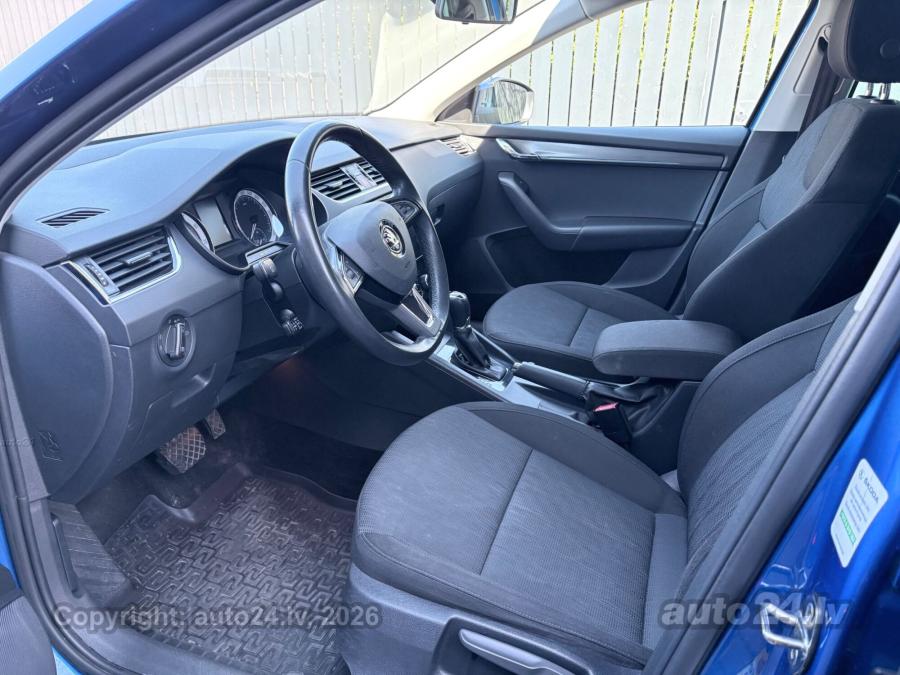 Blue Skoda Octavia 2019 in Tallinn, with an engine capacity of 1.50 L and mileage of 96 thousand km for 13900 €, photo 12 on AUTOMOTO.COM.LV