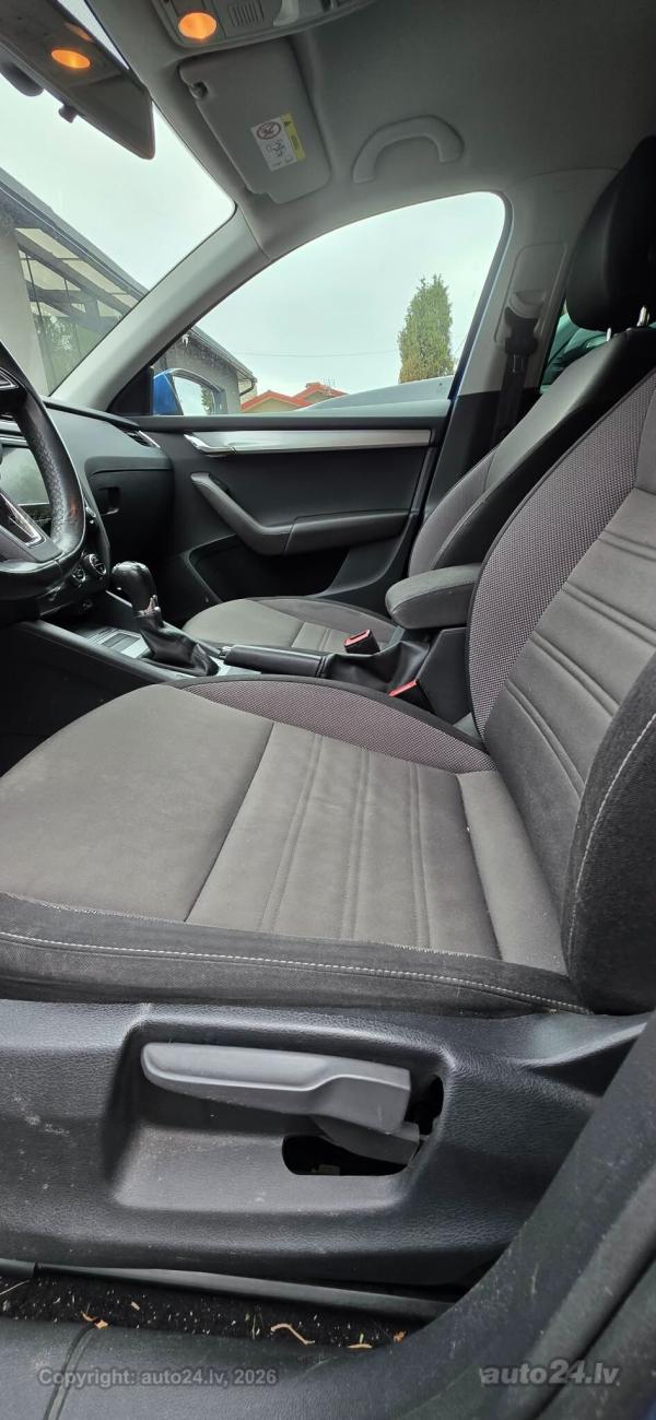 Zils Skoda Octavia 2019 Tallina, ar dzinēja tilpumu 1.50 L un nobraukumu 195 tūkst. km par 9500 €, foto 7 vietnē AUTOMOTO.COM.LV