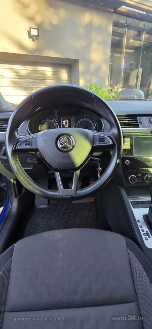 Zils Skoda Octavia 2019 Tallina, ar dzinēja tilpumu 1.50 L un nobraukumu 195 tūkst. km par 8700 €, foto 5 vietnē AUTOMOTO.COM.LV