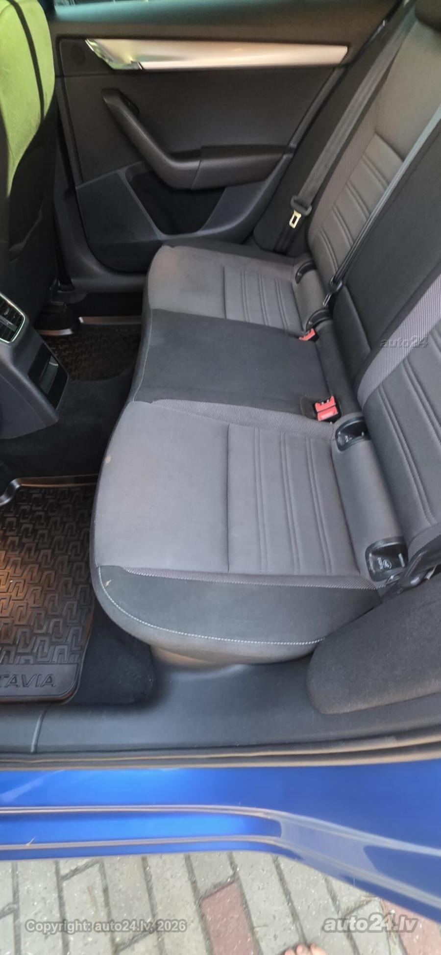Zils Skoda Octavia 2019 Tallina, ar dzinēja tilpumu 1.50 L un nobraukumu 195 tūkst. km par 8700 €, foto 8 vietnē AUTOMOTO.COM.LV