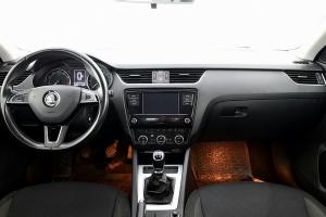 Blue Skoda Octavia 2019 in Tallinn, with an engine capacity of 1.50 L and mileage of 219 thousand km for 3499 €, photo 6 on AUTOMOTO.COM.LV