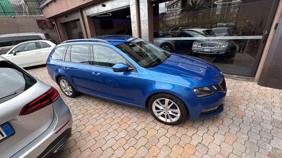 Zils Skoda Octavia 2019 Kauņa, ar dzinēja tilpumu 1.60 L un nobraukumu 209 tūkst. km par 9200 €, foto 1 vietnē AUTOMOTO.COM.LV
