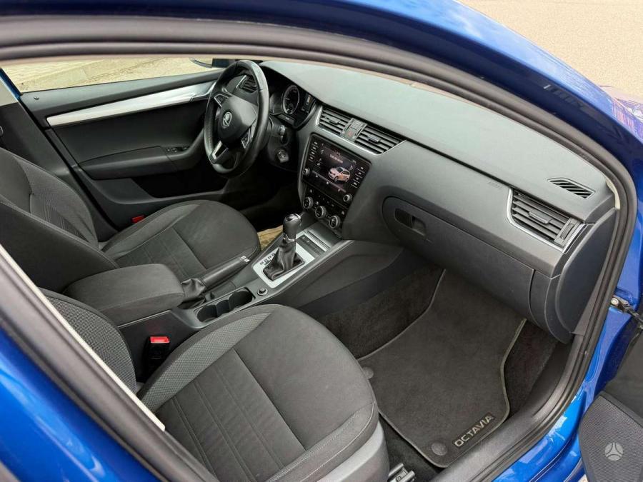 Zils Skoda Octavia 2019 Kauņa, ar dzinēja tilpumu 1.60 L un nobraukumu 209 tūkst. km par 9200 €, foto 13 vietnē AUTOMOTO.COM.LV