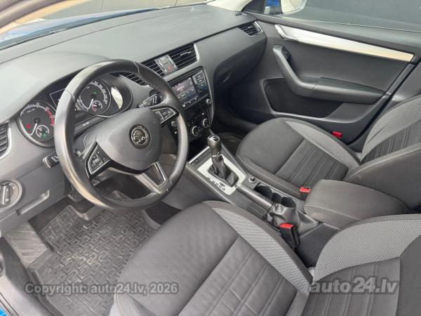Zils Skoda Octavia 2019 Tallina, ar dzinēja tilpumu 1.50 L un nobraukumu 193 tūkst. km par 8500 €, foto 10 vietnē AUTOMOTO.COM.LV