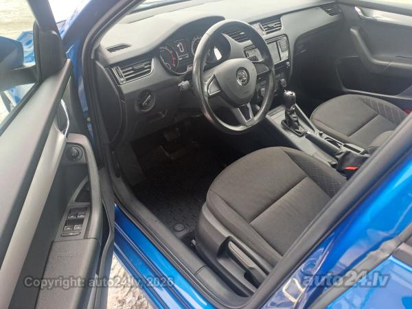 Blue Skoda Octavia 2020 in Tartu, with an engine capacity of 1.50 L and mileage of 85 thousand km for 12500 €, photo 4 on AUTOMOTO.COM.LV