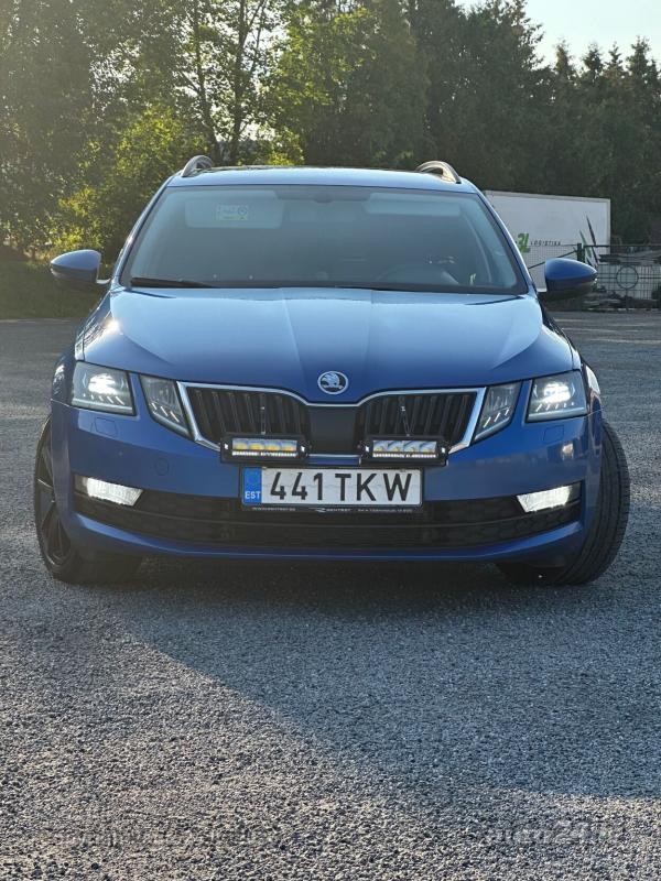 Blue Skoda Octavia 2020 in Tallinn, with an engine capacity of 1.50 L and mileage of 243 thousand km for 11500 €, photo 5 on AUTOMOTO.COM.LV