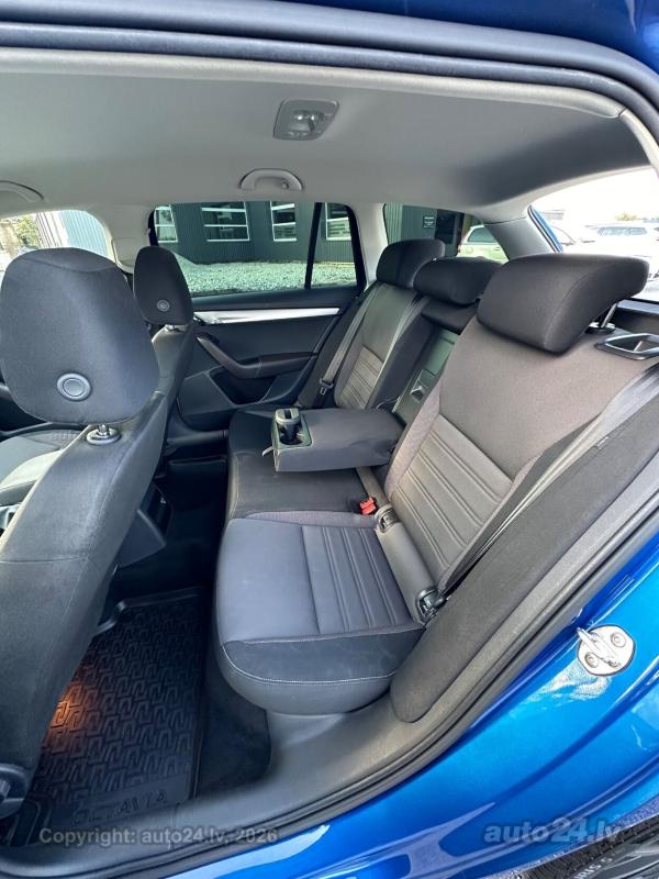Blue Skoda Octavia 2020 in Tallinn, with an engine capacity of 1.50 L and mileage of 243 thousand km for 11500 €, photo 9 on AUTOMOTO.COM.LV