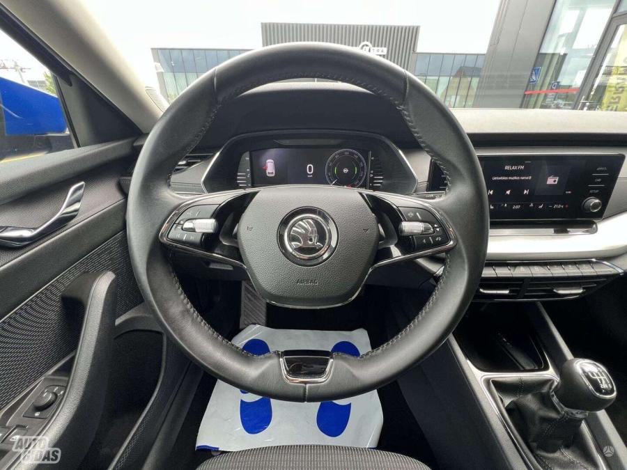 Zils Skoda Octavia 2020 Šauļi, ar dzinēja tilpumu 2.00 L un nobraukumu 131 tūkst. km par 13300 €, foto 15 vietnē AUTOMOTO.COM.LV