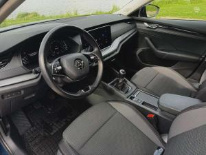 Blue Skoda Octavia 2020 in Vilnius, with an engine capacity of 1.00 L and mileage of 105 thousand km for 9600 €, photo 10 on AUTOMOTO.COM.LV
