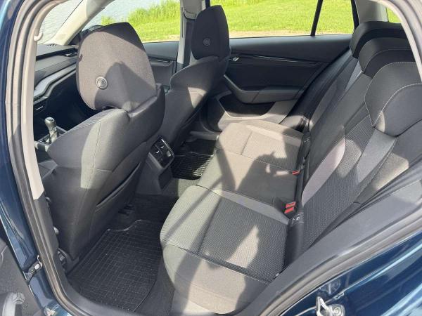 Zils Skoda Octavia 2020 Viļņa, ar dzinēja tilpumu 1.00 L un nobraukumu 105 tūkst. km par 9600 €, foto 10 vietnē AUTOMOTO.COM.LV